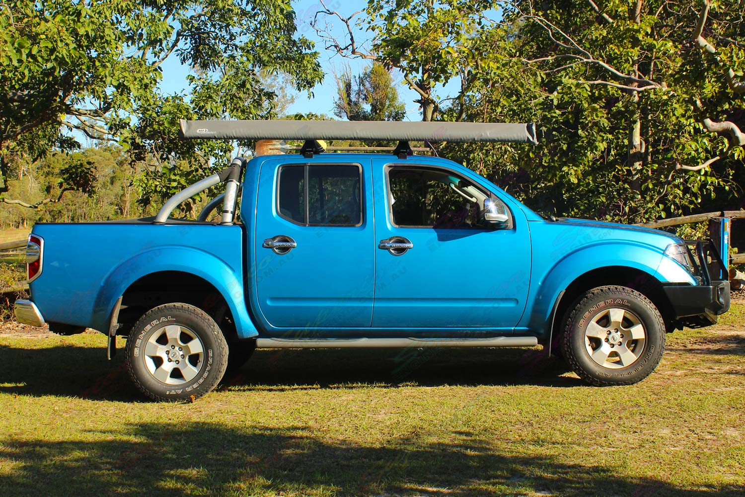 Nissan Navara D40 Dual Cab Blue 54648 | Superior Customer Vehicles