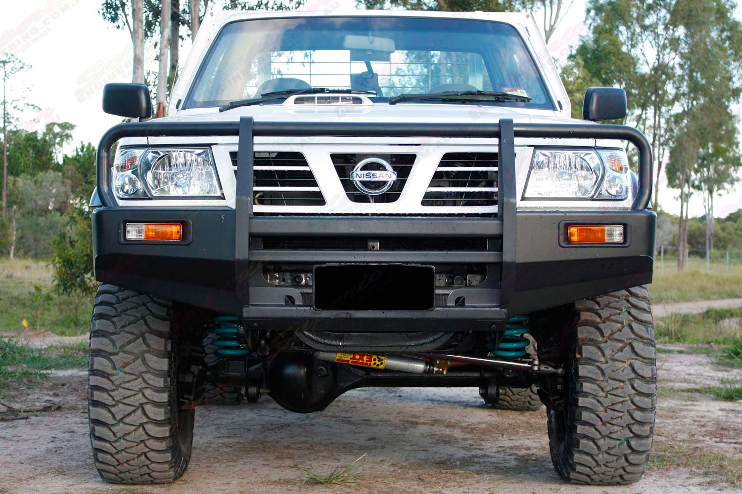 Nissan Patrol GU Ute White 062010 | Superior Customer Vehicles