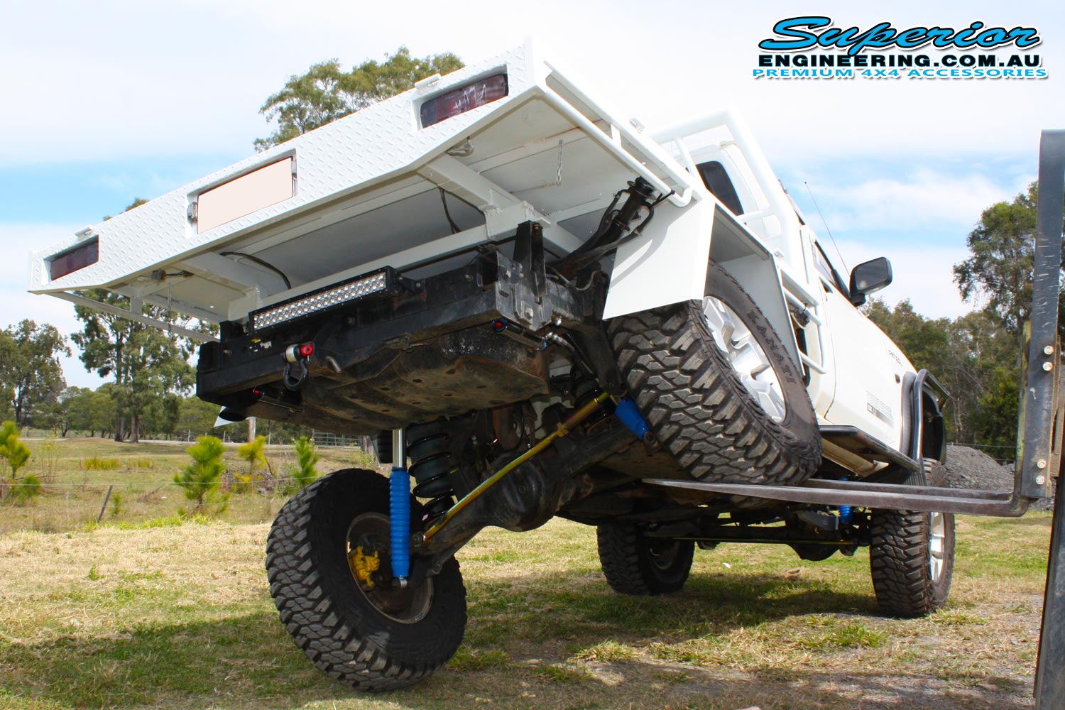 Nissan Patrol GU Ute White 69292 | Superior Customer Vehicles