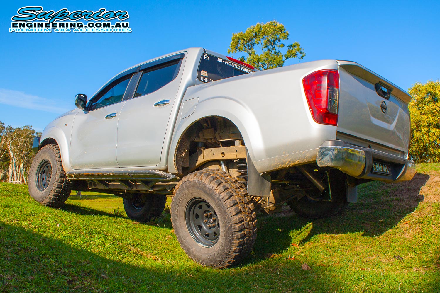 Nissan Navara NP300 D23 Dual Cab Silver 11111 | Superior Customer Vehicles