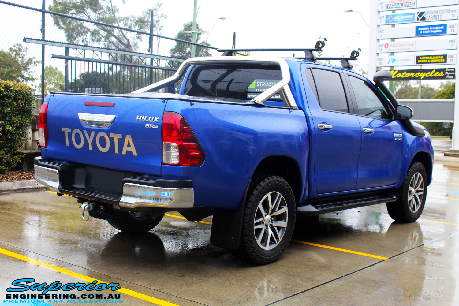 Toyota Revo Hilux Blue Dual Cab #91629 | Superior Customer Vehicles