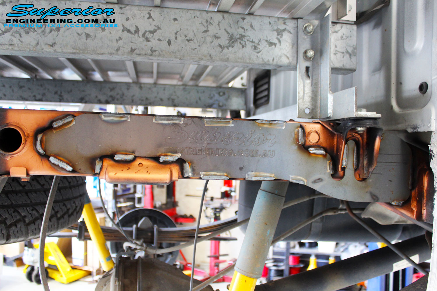 Nissan D40 Navara Dual Cab Silver #97283 | Superior Customer Vehicles