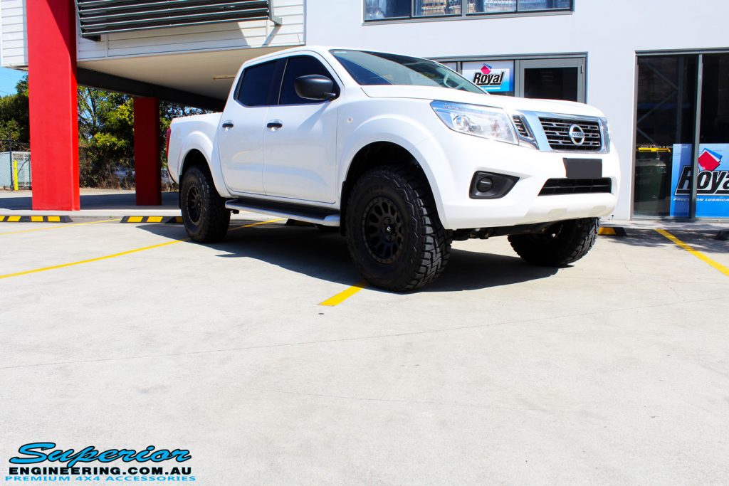 Nissan NP300 Navara White Dual Cab #97530 | Superior Customer Vehicles