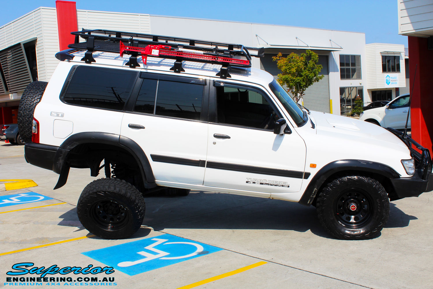 Nissan GU Patrol Wagon White #94450 | Superior Customer Vehicles