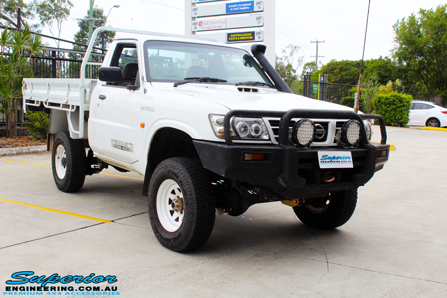 Nissan GU Patrol Ute White #117289 | Superior Customer Vehicles